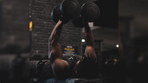 The 3 Best And 3 Worst Exercises For Forcing More Chest Muscle Growth