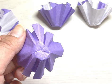 カーネーションの折り紙！子どもでも簡単な1枚の折り方と立体の花束の作り方 折り紙「origami」paper Crafts