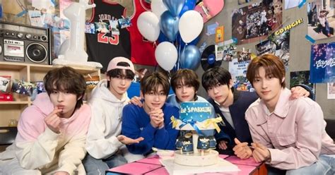 투어스 데뷔 1주년 팝업 대성황문전성시 인기