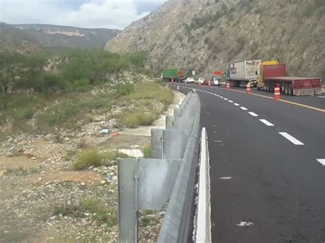 Choque En La Autopista Tehuacán Oaxaca Deja 16 Personas Muertas Imer