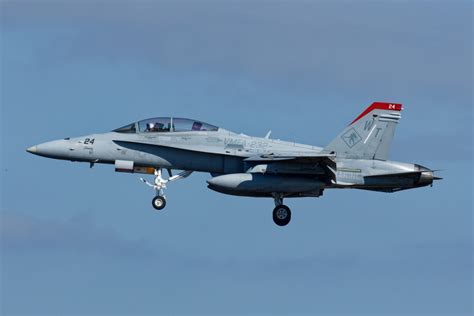 アメリカ海兵隊 McDonnell Douglas F A Hornet 新田原基地 航空フォト by 記録用さん 撮影 年 月 日