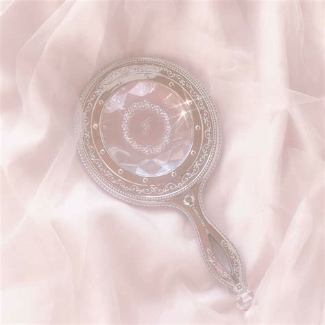 Pale Tumblr And Cute Image 8646231 On