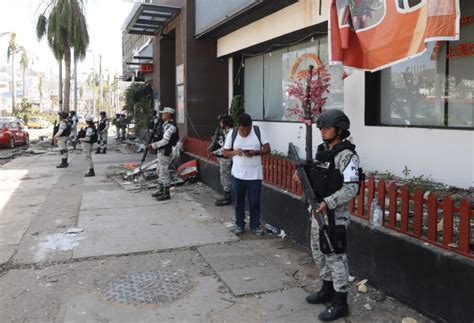 Guardia Nacional Vigila Comercios Para Evitar Robos Y Saqueos En
