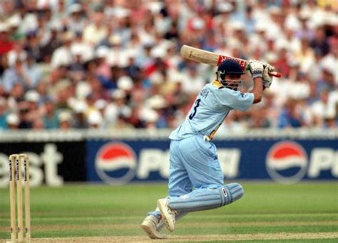 When Ajay Jadeja S Brutal Assault On Waqar Younis Left The Crowd In Awe