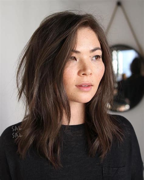 70 Brightest Medium Layered Haircuts To Light You Up Gelaagde Kapsels