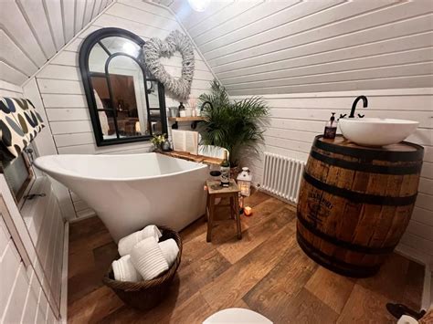 Ein Trysor Cudd Cabin Pontsticill Glamorgan Self Catering Holiday Lodges