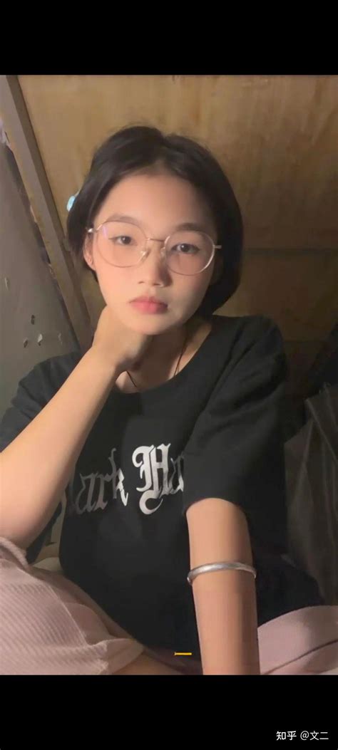 困困兔合集，直播高光，宿舍直播 知乎