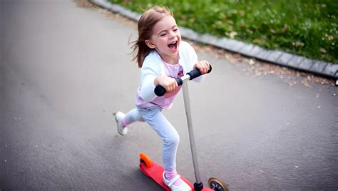 خرید و قیمت اسکوتر کودک پسرانه دخترانه قیمت آبان 1404