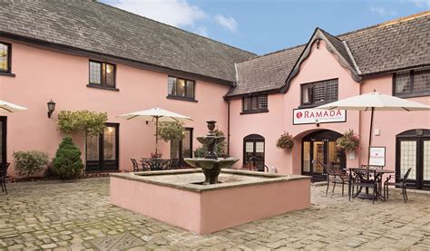 Dining At The Cwrt Bleddyn Restaurant In Usk Usk Visit Monmouthshire