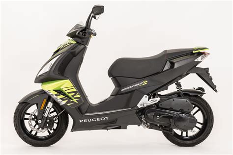 Motorrad Vergleich Peugeot Speedfight 3 50 Darkside 2015 Vs Tgb Bullet