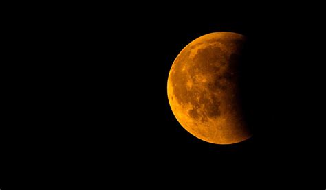Total Lunar Eclipse To Be Visible In India On September 7 And 8