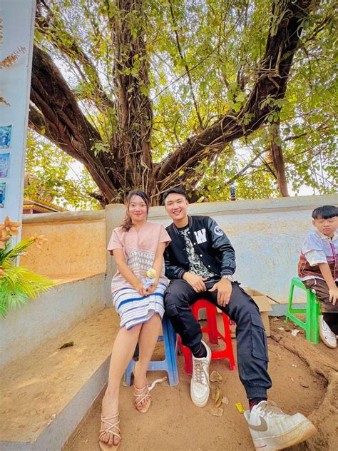 Chit Lay သဘာဝ နှင့် အနုပညာ Chit Lay သဘာဝ နှင့် အနုပညာ