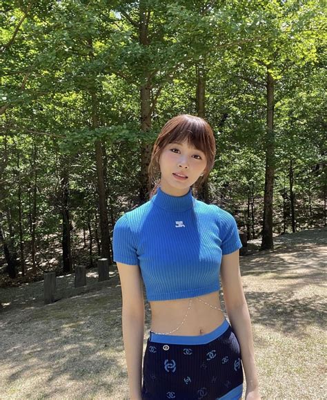 泫雅與子瑜巧穿同系列 祭出「下衣失蹤」僅穿內褲火辣對尬！ Et Fashion Ettoday新聞雲