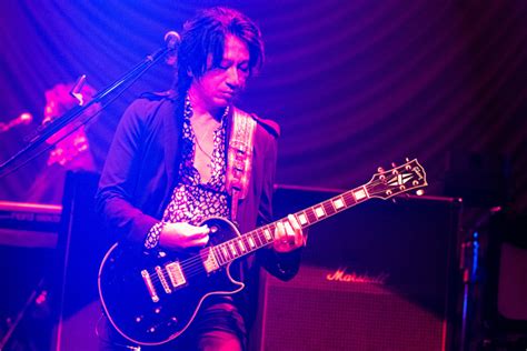 【ライブレポート】glay、jiroプロデュース公演でファンと再会 Barks