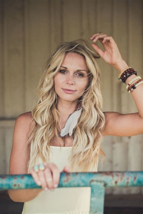 Dani Flowers Concerts And Live Tour Dates 2024 2025 Tickets Bandsintown