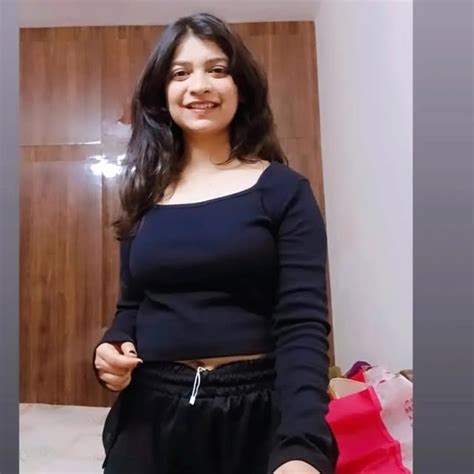 Riya Saxena Riya Saxena190 • Threads Say More