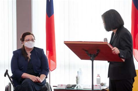美參議員捎來「75萬劑疫苗」好消息 蔡英文親自回應了 風傳媒