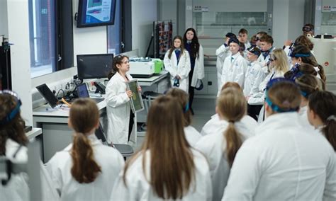 School Pupils Tackle Global Sustainability Challenges At Swansea