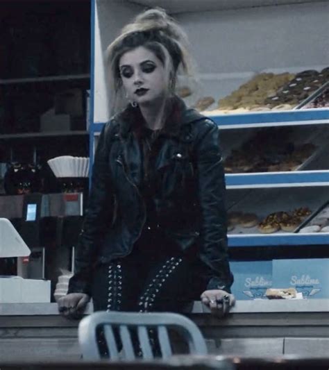 All Movies Scary Movies Scream Season 3 Scream Outfits People