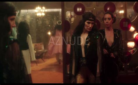 Kathryn Hahn Aubrey Plaza Sexy Scene In Agatha All Along Aznude