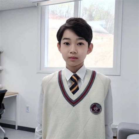 Hong Dong Yeong 홍동영 Hancinema