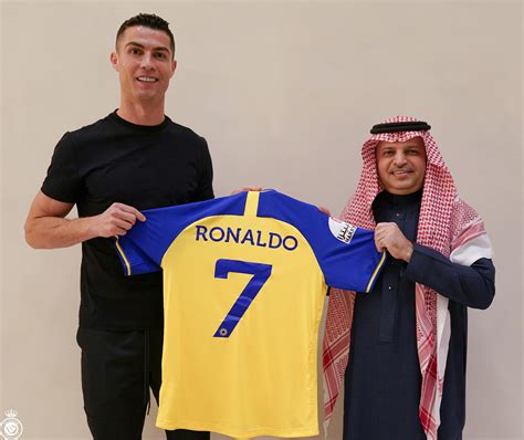 Cristiano Ronaldo Ficha Por Al Nassr