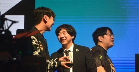 ‘파죽의 3연승젠지 유럽 맹주 G2 완파하고 부산행종합 롤드컵