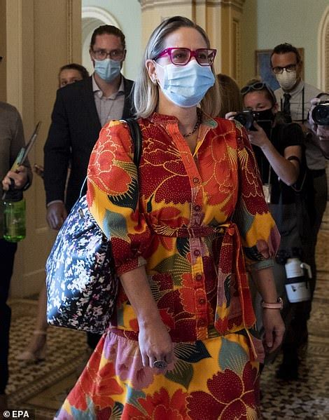 Relive Kyrsten Sinemas Bizarre Outfits As Shes Trolled Over Wacky Yellow Dress At State Of