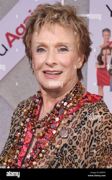 Cloris Leachman At The World Premiere Of You Again Held At The El