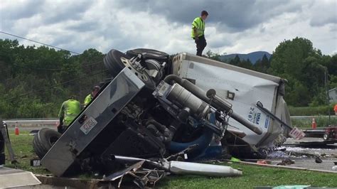 Tractor Trailer Overturns At Thruway Rest Stop Youtube