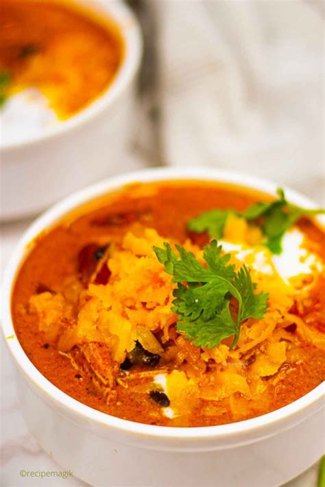 Cheesy Crock Pot Chicken Enchilada Soup RecipeMagik