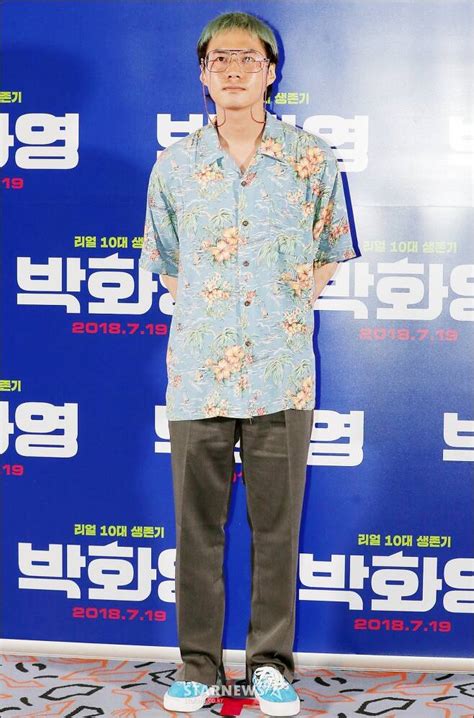 포토 이환 감독 패션에 신경 좀 썼어요