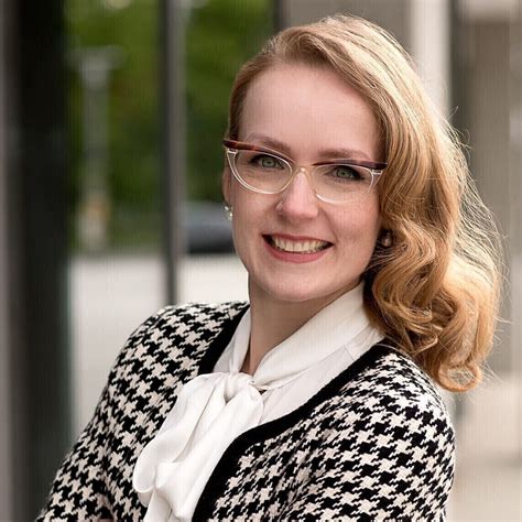 Janin Kaul Vertriebsmitarbeiter Cg Drives And Automation Gmbh Xing