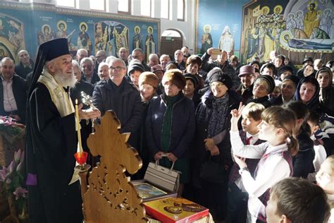 Hram în Parohia Ocrotită De Sf Cuv Daniil Sihastrul Viaţa Liberă Galaţi