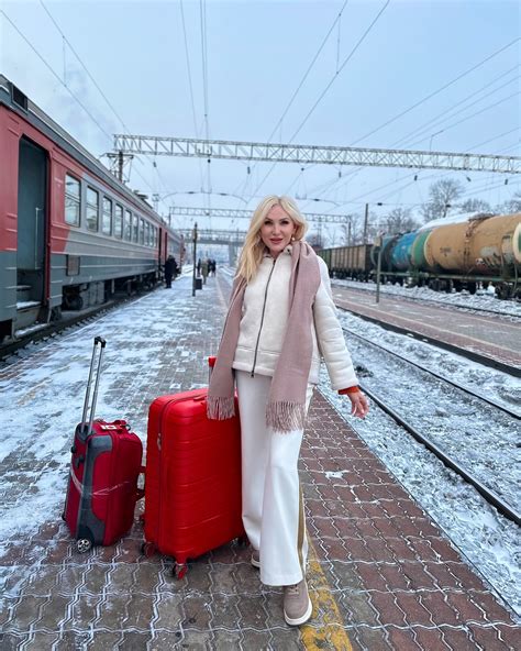 Наталья Шлеменкова🧜‍♀️ В дорогу 💫 Маршрут Биробиджан 🚆 Хабаровск Хабаровск ️ Хайнань К морюшку