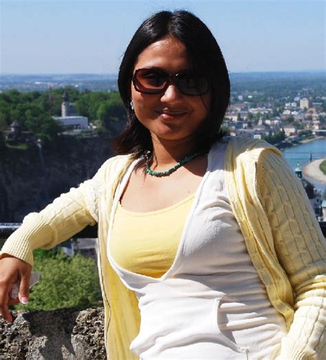 Worlds Best Girls Photos Collection Stylish Girl In Park Enjoying With