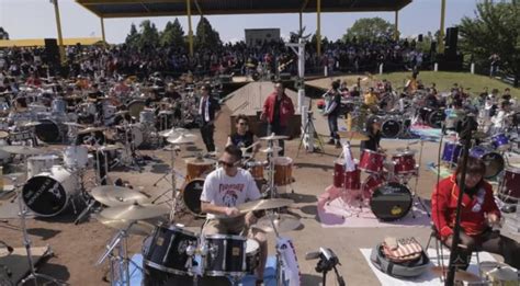 1000명이 다같이 합주하는 일본 락페스티벌 인스티즈instiz 이슈 카테고리