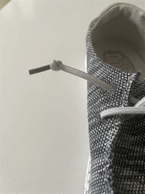 How To Tighten Hey Dude Shoes Simple Methods Chic Pedi