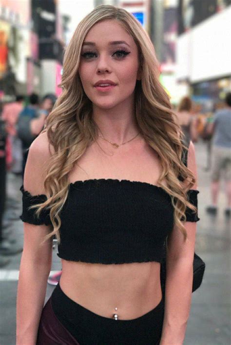 Kali Roses Scrolller