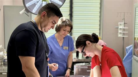 В Охматдиті прооперували дитину з рідкісною патологією статевих органів