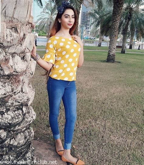 Natural Tits Cute Indian College Girl Looking For Hot Sex Indian