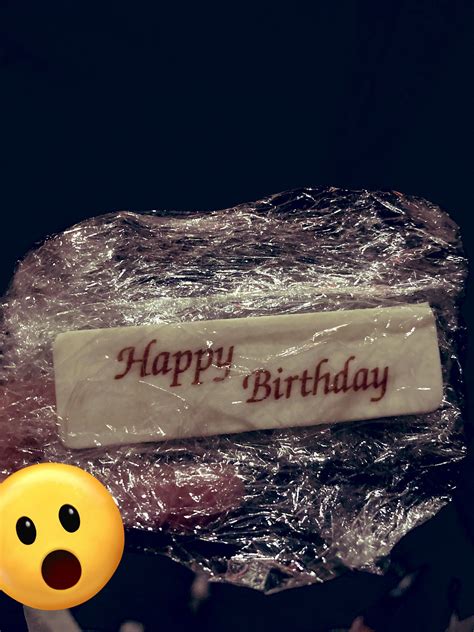 らっだぁのさぶ On Twitter マイクラ界隈の人達にハピバ会してもらった！誕生日プレートの手配ミスったらしくてデザートでこれだけ出て