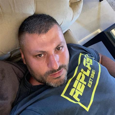 почетна плата 25 000 денари службен телефон службено возило 📢бараме