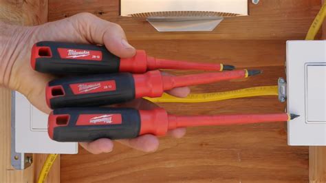 How To Identify Line And Load Wires Electronicshacks