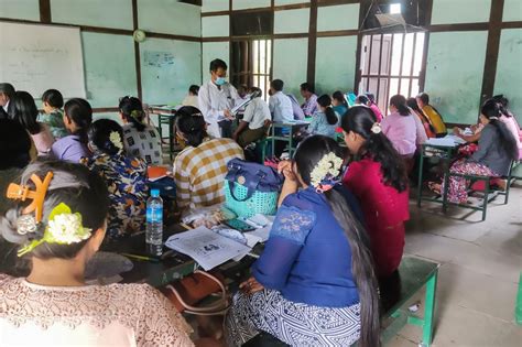 မြင်းခြံမြို့၌ Grade 8 သင်ရိုးသစ် မြို့နယ်အဆင့် ဆင့်ပွားသင်တန်းဖွင့်လ