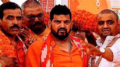 मैं अभी न तो बूढ़ा हुआ हूं और न ही रिटायर बृजभूषण शरण स‍िंह ने बेटे