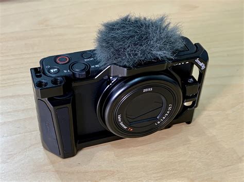 話題の Sony Vlogcam Zv 1 に Smallrig Sony Zv 1用ケージ 2938 を導入してみました