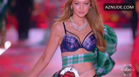Gigi Hadid Nude Aznude
