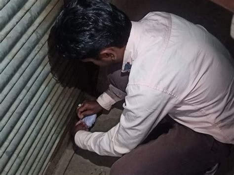 Manpur Sdm Sealed The Kiosk Operators Shop On The Instructions Of The