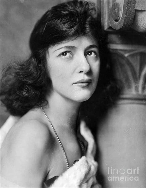 Pin On Evelyn Nesbit